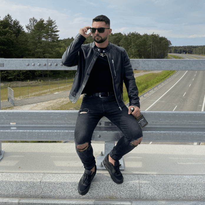 Adrian Cios – kim jest? Wiek, kariera, MMA VIP, Instagram
