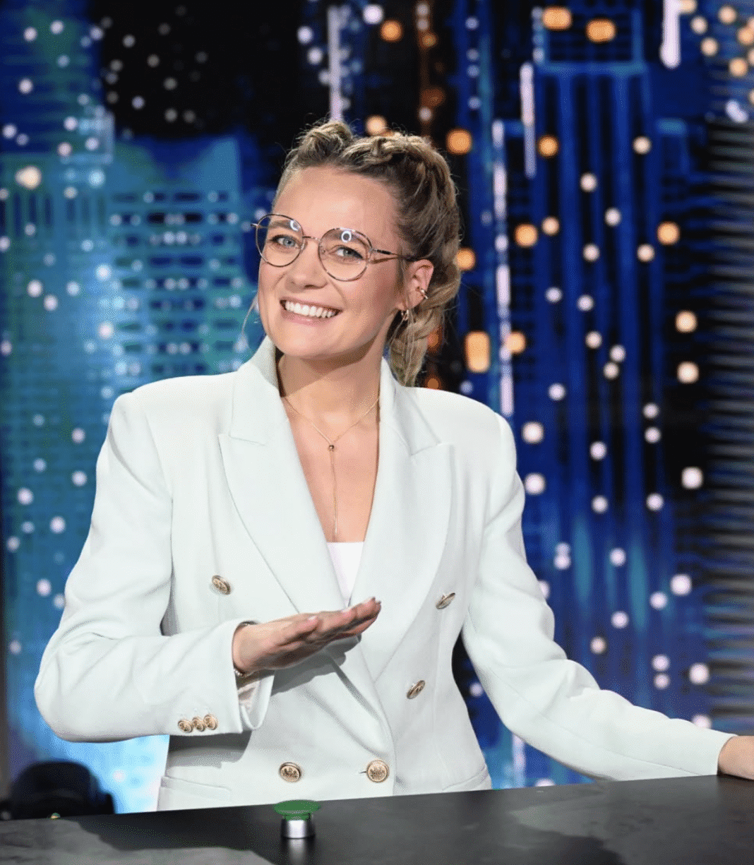 Olga Łasak – wiek, praca, życie prywatne. Gwiazda kabaretu