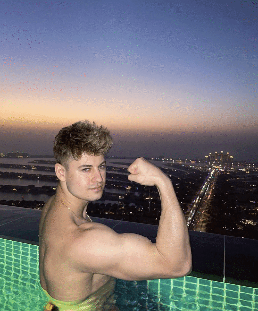 Filip Zabielski – influencer i freak fighter Fame MMA